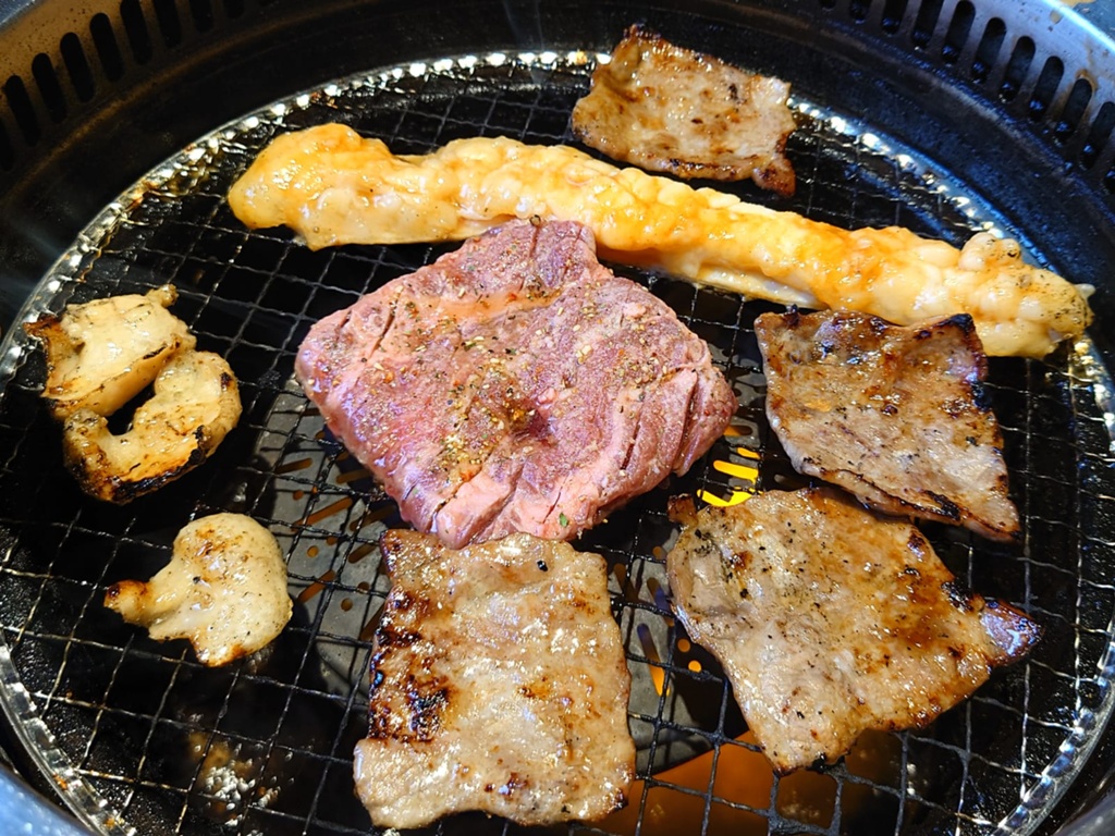 Zissa Jinhalt 日記「人間は焼肉で癒えないほどの痛みを抱えるべきではない」 | FINAL FANTASY XIV, The ...